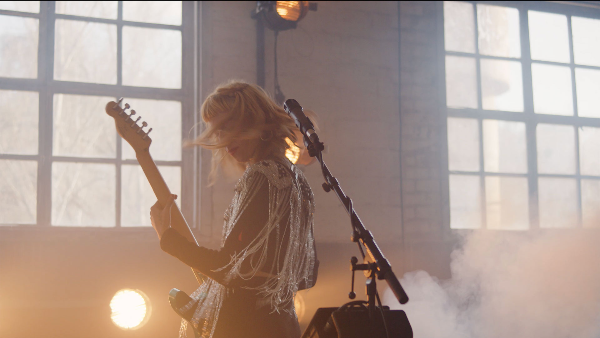 Valentina and the electric post - Marina | Pep Bosch Cinematographer